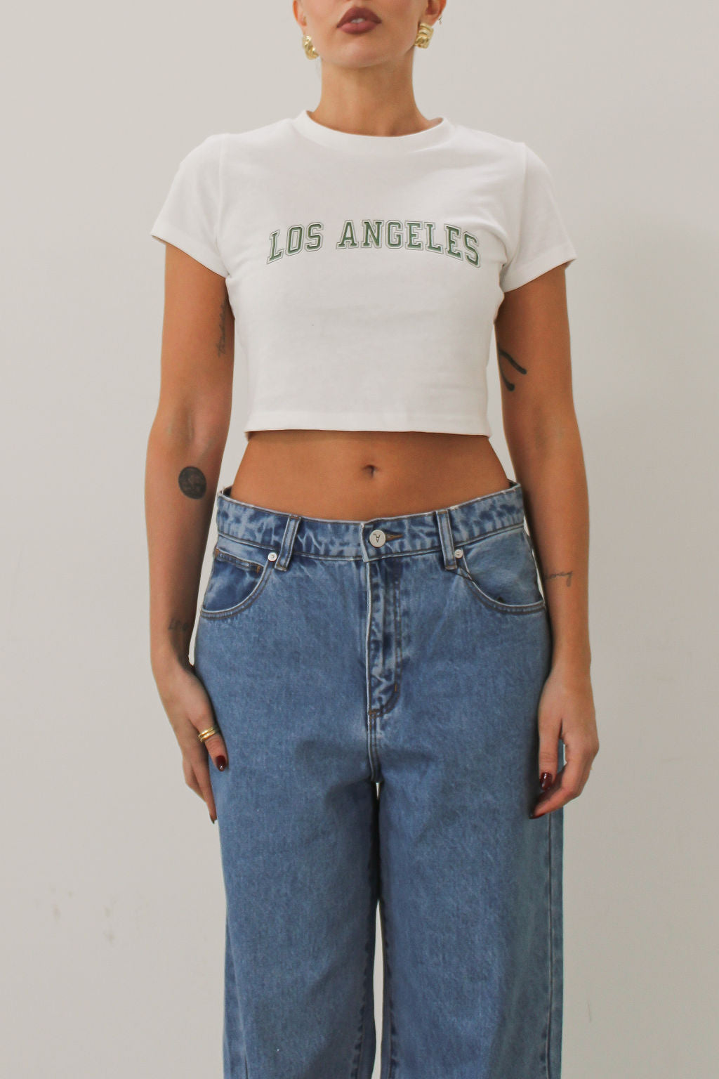 Los Angeles Crop Tee – SHOPLUNAB